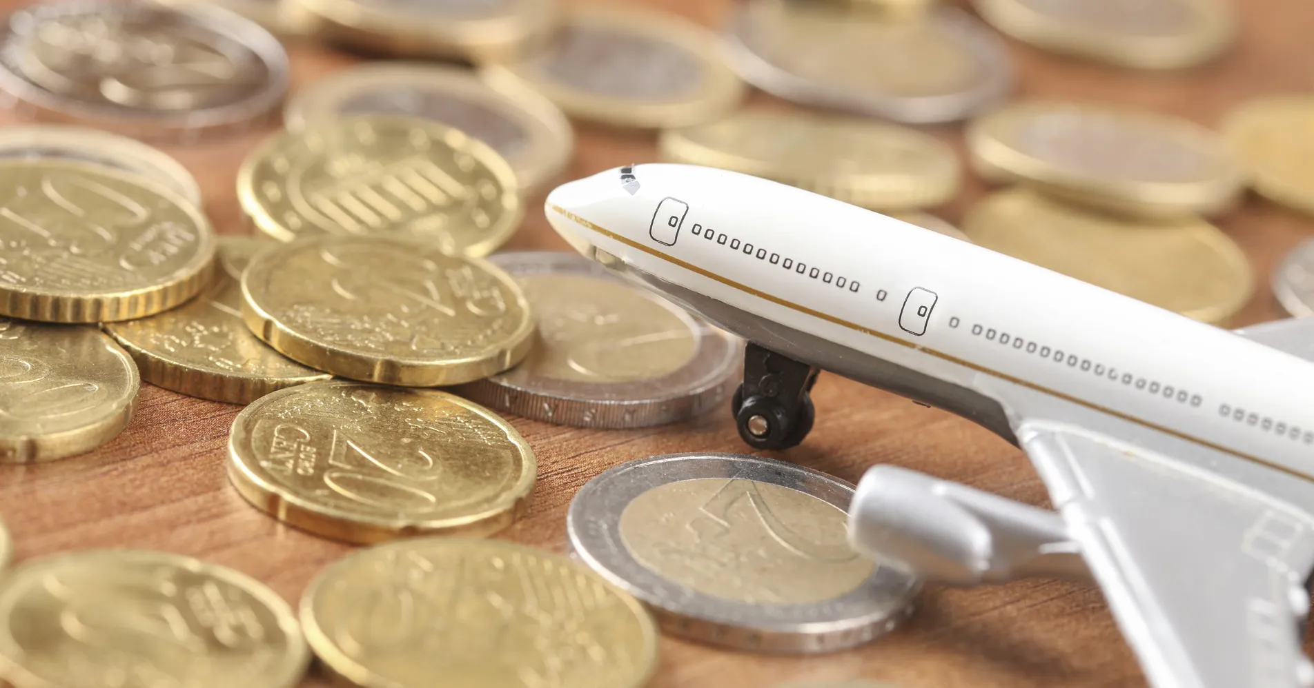 Como Acumular Milhas de Forma Inteligente e Economizar nas Próximas Férias - Coco Louco Turismo